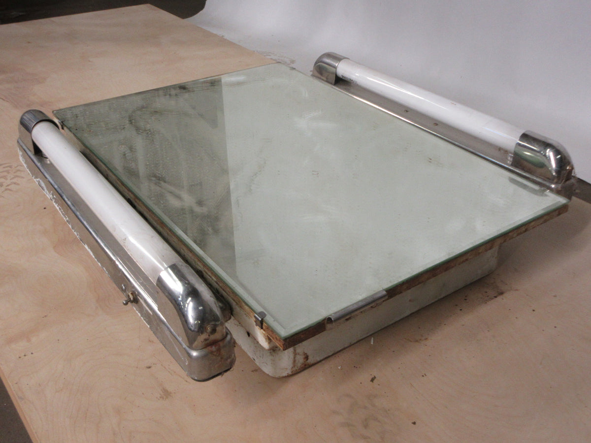 Recessed Mirrored MCM Medicine Cabinet with Lights (As Is) – Rebuilders ...